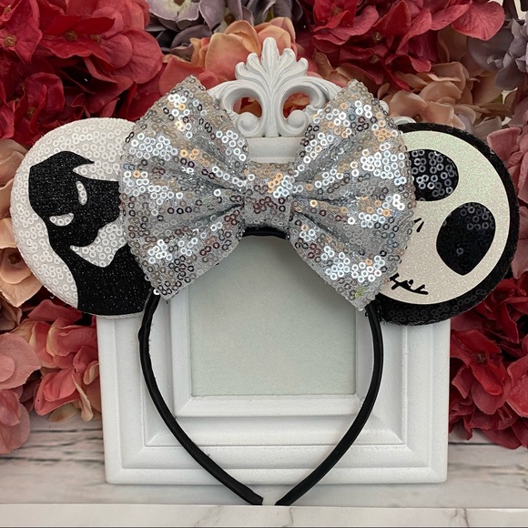Accessories | Minnie Mouse Nightmare Before Christmas Headband | Poshmark